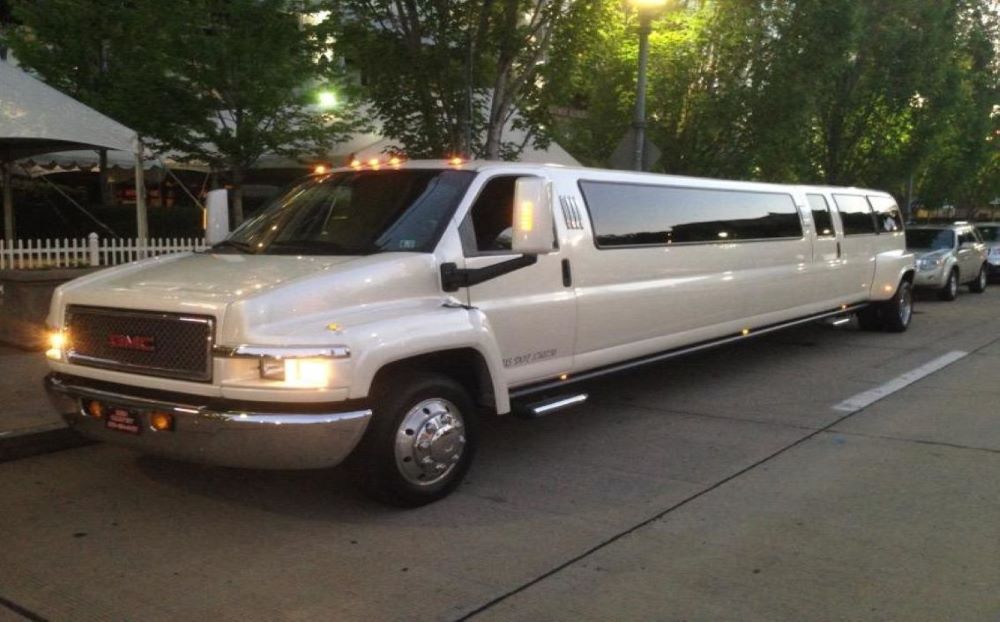 FLEET – Red Carpet Limousine